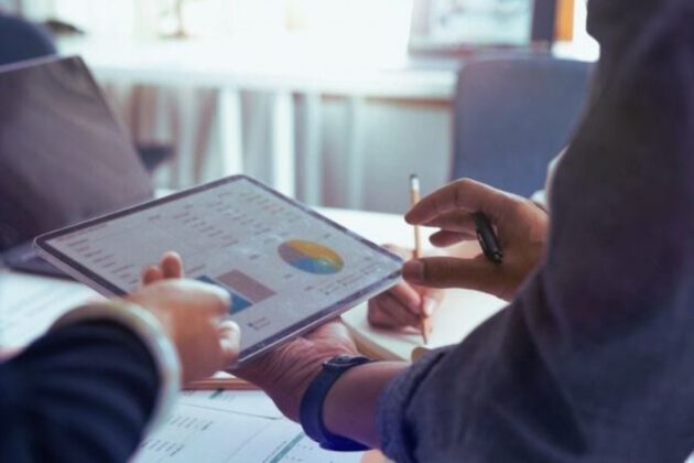 PMO vs. Project Management Professionals: Difference